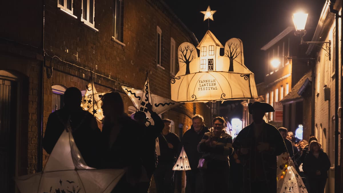 Out of darkness cometh light: Farnham Lantern Festival planning well ...